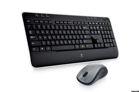 Keeping Things Simple With Logitech TheStreet Pro