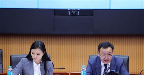 Орон тооны бус зөвлөл хуралдав