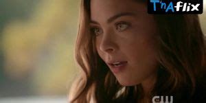 Teressa Liane Lesbian Scene In The Vampire Diaries Tnaflix Com