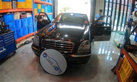 체어맨 앞유리 교체 쌍용자동차 돌튐으로 전면유리 크랙이 발생한 자동차 유리교체 틴팅 설치과정 소개와 유리교체 옵션별 수리비용 정보 안내 네이버 블로그