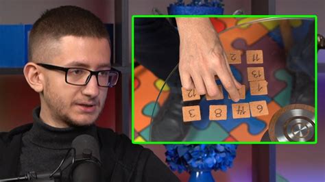 Касим показва как се реди Слайд пъзел Youtube