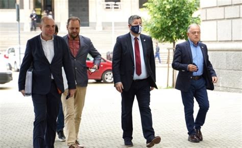 Демократична България се регистрира в ЦИК за вота на 11 юли Cross Bg