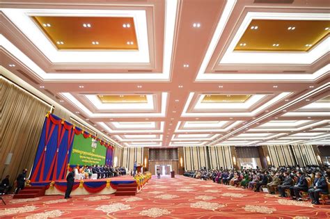 សម្តេចតេជោ ហ៊ុន សែន ហៅ សម រង្ស៉ី ថា ពូជក្បត់ជាតិ៣ជំនាន់