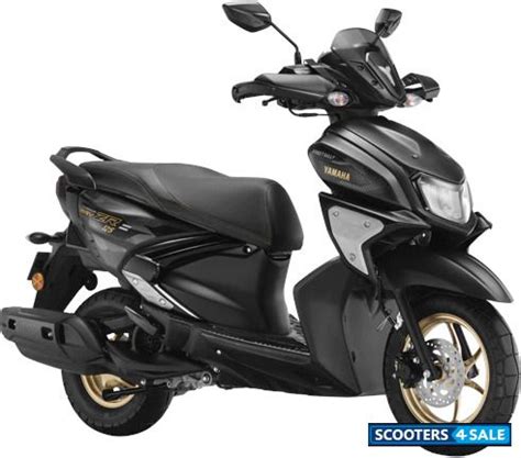 Yamaha Rayzr Street Rally Fi Hybrid Scooter Price Mileage Colours Photos Featuers And