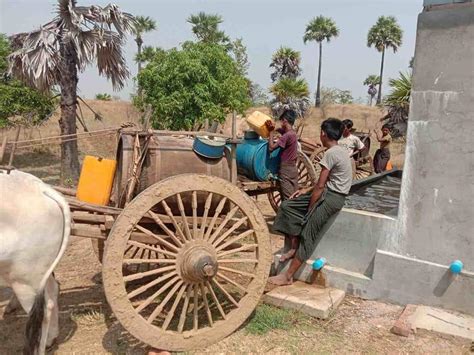 ဝေမျှခြင်းပရဟိတမိသားစုမှ သောက်သုံးရေလိုအပ်နေသည့်ကျေးရွာများသို့သောက်သုံးရေ လှူဒါန်း