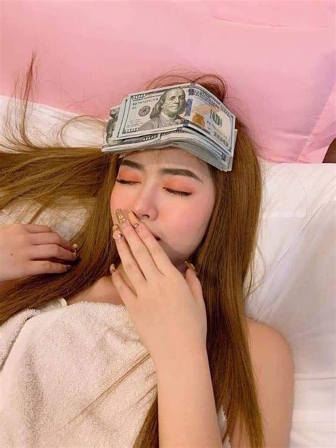 ស្រីស្អាត