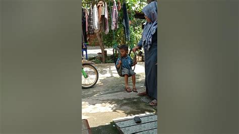 Yun di ayun diayun ayun seperti inilah ayunan tradisional zaman duluh - YouTube