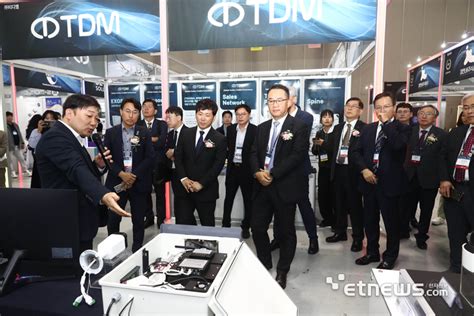 제22회 국제광융합산업전시회 성황리 폐막…910만불 수출 계약 알찬 성과 전자신문