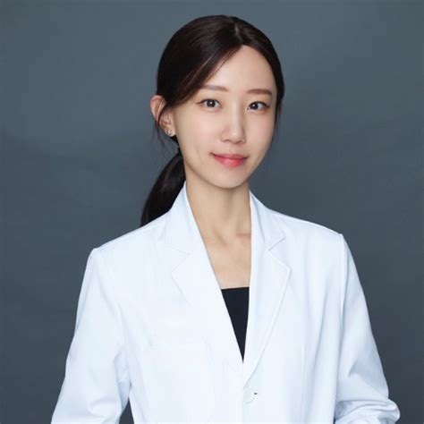 라리안청담의원 강지연 강남언니 1등 성형수술and피부시술 정보앱