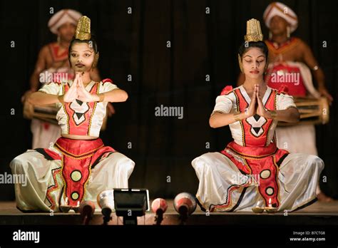 Kandyan Dancing