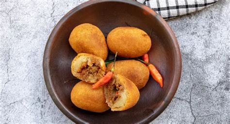 Combro Singkong Isi Oncom Yang Gurih Dan Pedas Haluan Lifestyle