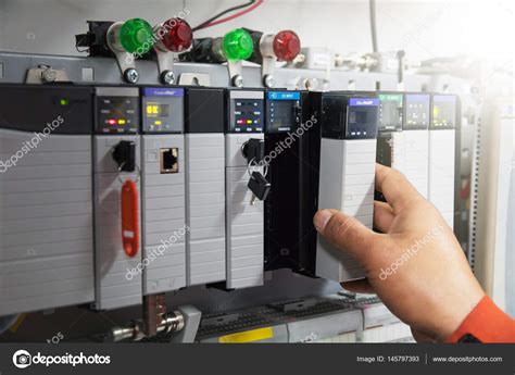 Controlador Lógico Programable Plc Fotografía De Stock © Xmentosys 145797393 Depositphotos