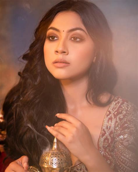 300 Reem Sameer Shaikh Hot Photos Download Gmimages