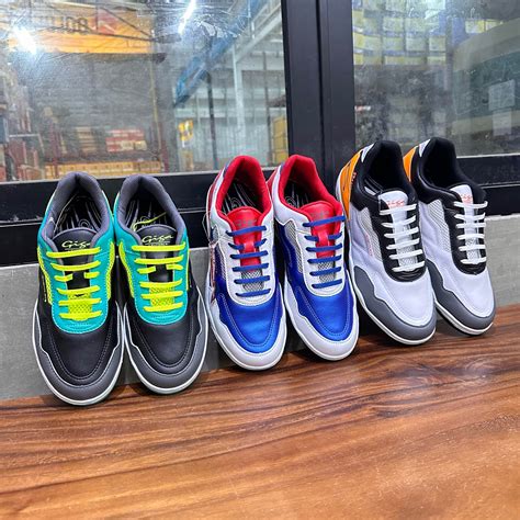 รองเท้าฟุตซอล Giga รุ่นfg420 สีดำ น้ำเงิน ขาว ไซส์ 39 44 Shoe Mutelu Thaipick