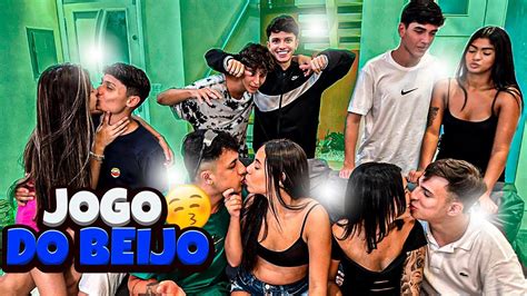 Todos Se Beijaram No Desafio Da Carta Youtube