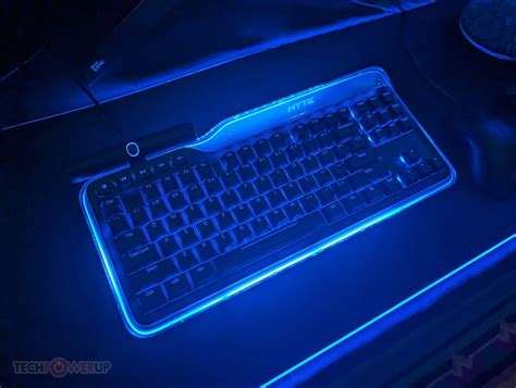 Hyte Keeb Tkl Keyboard Hands On Techpowerup
