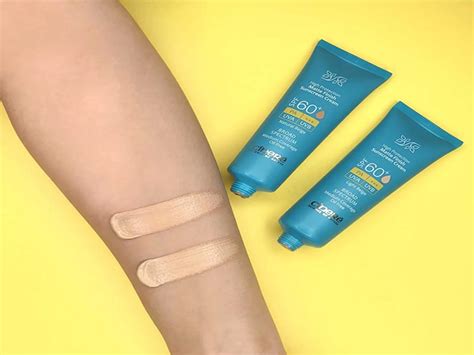 خرید ضد آفتاب سینره رنگی با قیمت استثنایی آراد برندینگ