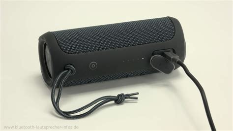 JBL Flip Essential im Test Klein mit kräftigem Bass Bluetooth Lautsprecher