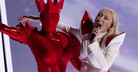 A Teraz Zniszczmy Lunie Karierę Bo Przecież Tak Wypada Czy To Koniec