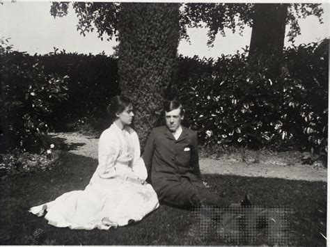 Photograph Of Vanessa Bell And Her Brother Thoby Stephen Sitting Under A Tree On Holiday At