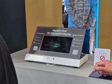Playnitride Demonstrates A Microled Based 3d Display Powered By Realfictions Spitial Light
