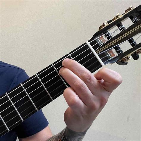 E Minor Chord On Guitar Em Chord Chart Image More