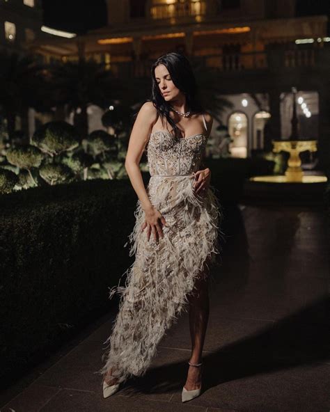 Natasa Stankovic Oozes Hotness In A Corset Dress With Feather Skirt For