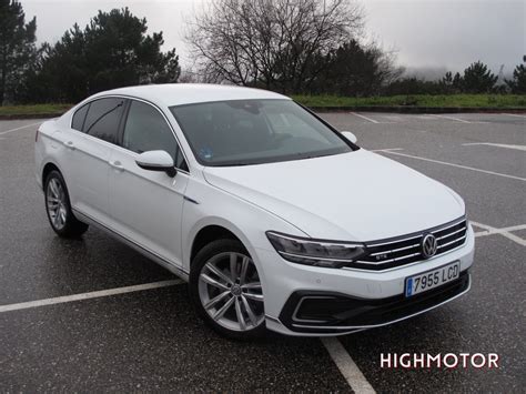 Volkswagen Passat Gte Tested Is It Really Sporty