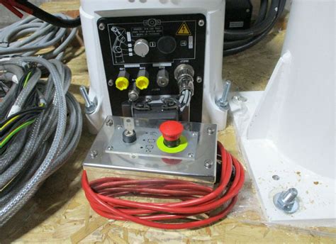 Staubli Unimation Tx90 L Robot Arm System W Cs8c Tx90 L Controller And Etech Surplus