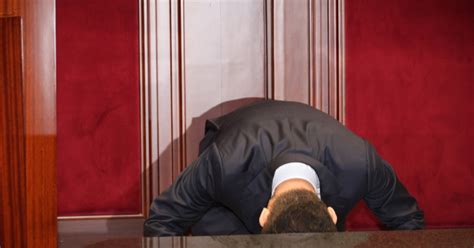 큰절로 원팀 호소한 김문수 이재명 세력 심판하자