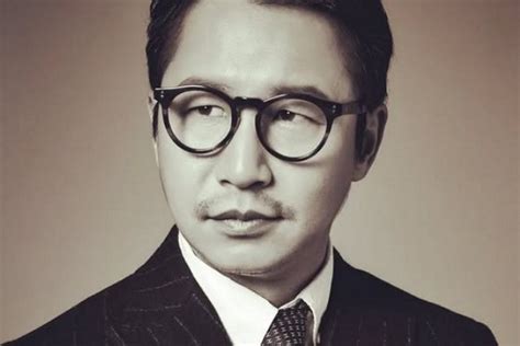 심현섭 55년 만에 결혼 발표… 미모의 ‘♥11살 연하 정체