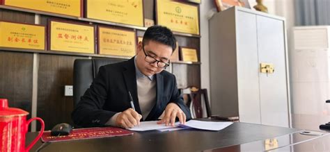 【政协委员风采】吴斌：竹产业闯出新天地 履职路写满为民情