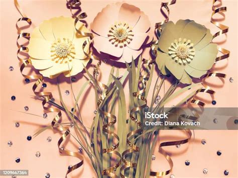 파스텔 오렌지 배경에 꽃 잔디 리본과 스팽글의 빛나는 구성 아이가 공예품을 만들었습니다 생일 발렌타인 데이 여성의 날 부활절에