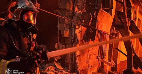 ДСНС у Білій Церкві через російські удари виникли масштабні пожежі на