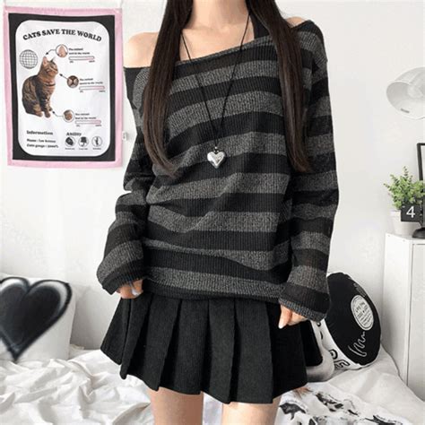 꾸안꾸2col 비티 루즈핏 단가라 스트라이프 니트 줄무늬니트 줄무늬티셔츠 언발니트 Y2k 레이어드 보트넥 빅사이즈 핏보장 그물니트