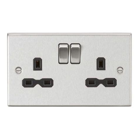 2G DP SWITCHED SOCKET BigaMart