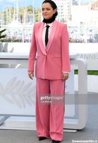 عکس پسر خوش تیپ با کت شلوار