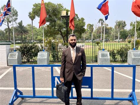 Trainer Coach Traininganddevelopment Umar Farooq Saleemi