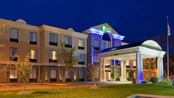 Top 10 Hotels In Middletown Ny From 84 2026 Competitive Prices