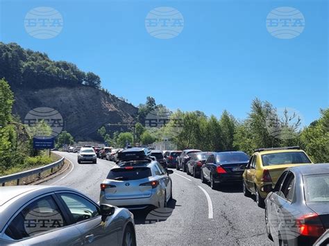 Интензивен е трафикът на граничен пункт “Маказа“ Утро