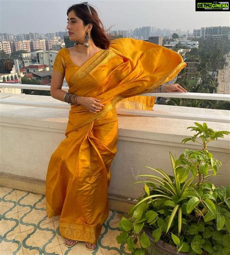 Akasa Instagram Chamak Follows The Story Of Kaala A Young Aspiring
