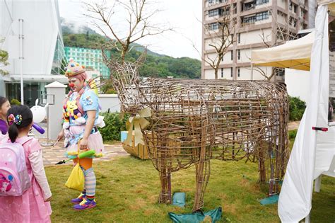 Ida Chung Mercury Shop 【瞬間看星球】 金星進入天蠍座 金星能夠顯現出我們跟別人之間建立的關係、情感及愛，亦代表對