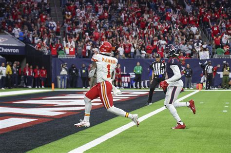 Jerick Mckinnon Is In Postseason Form For Kc Chiefs