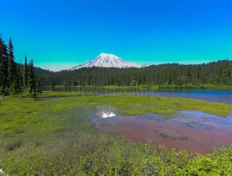 Mount Rainier Also Known As Tahoma Is A Large Active Stratovolcano In The Cascade Range Stock
