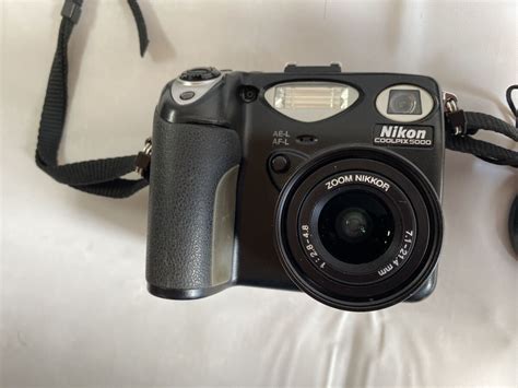 Yahoo オークション Nikon Coolpix 5000 E5000 デジタル一眼レフカメ