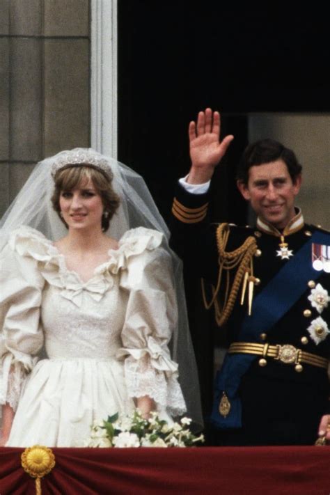 25 Stunning Photos Of Prince Charles And Princess Diana S Royal Wedding