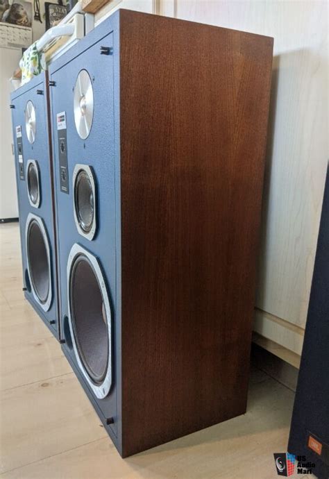 Jbl B Professional Studio Monitor Speakers Photo Us Audio Mart