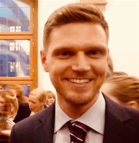 Daniel Keller Uni WÜrzburg Community 1000 Careers One Story