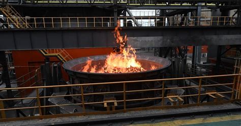 Алексей Текслер поздравил жителей Челябинской области с Днем металлурга Новости Mail