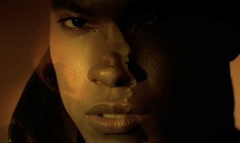 Miguels Sure Thing Officially Rises To 1 On Pop Radio Chart